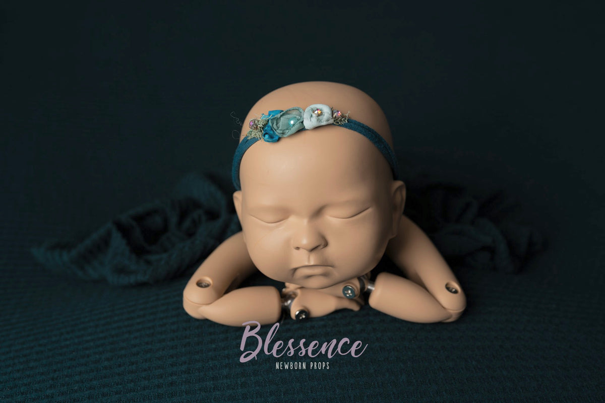 Cosy Newborn Knit Sapphire Sky – Blessence Props